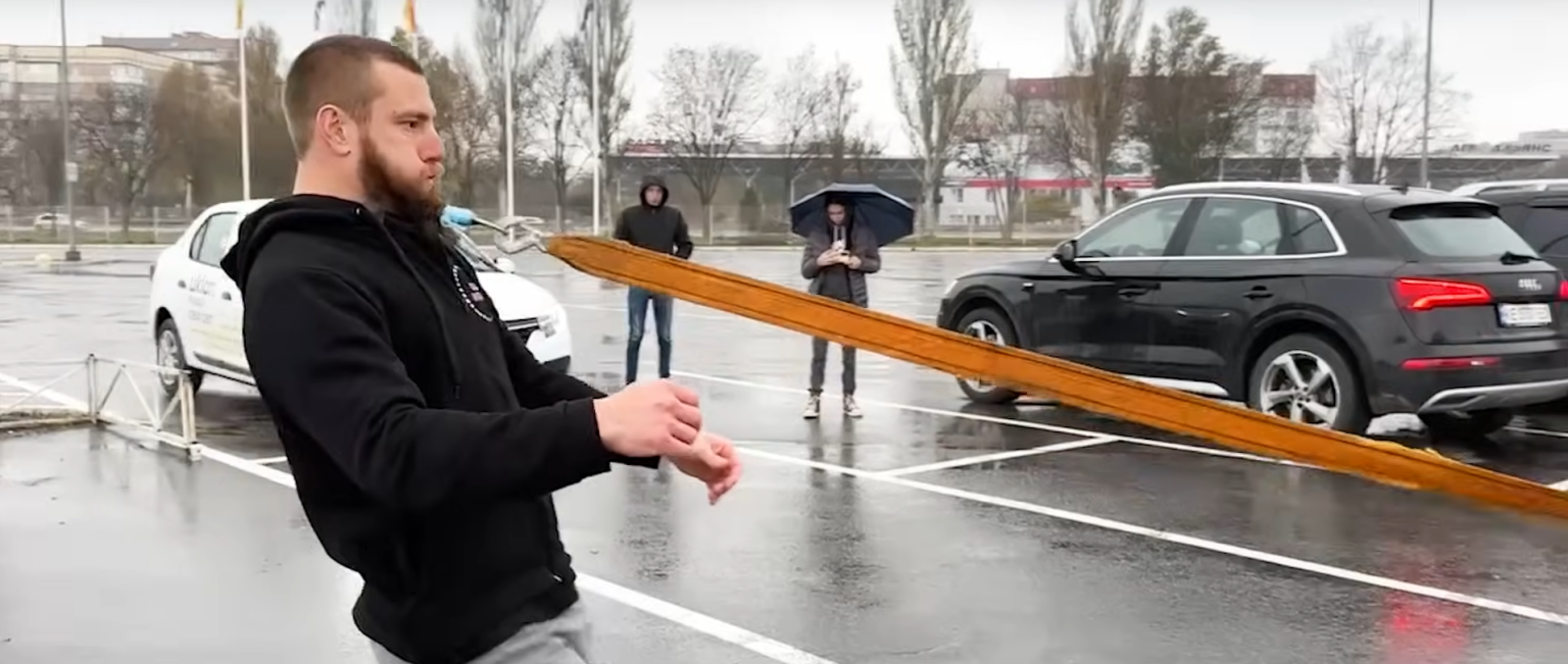 Beard Revue - Growing, Grooming, and Styling Facial Hair